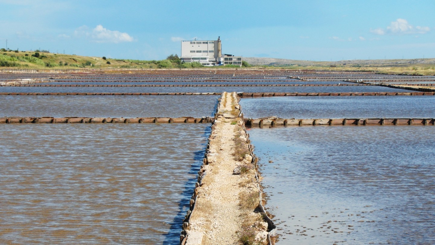 Why Can’t We Drink Seawater? – Desalination and Our Water Crisis ...